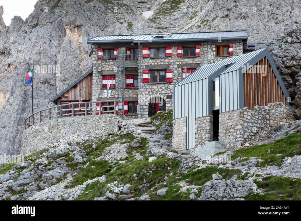 Alpine Huts & Refuges In Italy: Your Guide To Mountain Stays In The ...